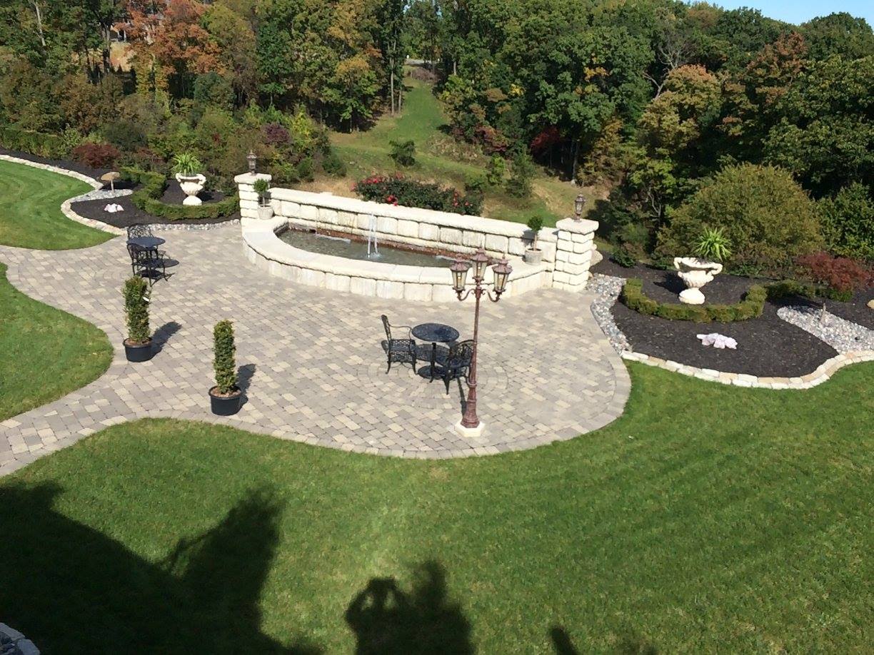 Custom Hardscapes | Fratangelo Gardens